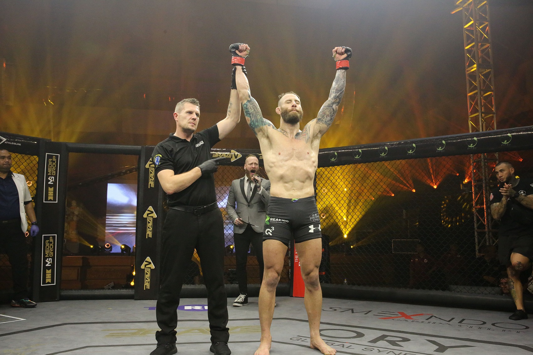 Chad Hanekom lands one of the biggest KO’s in BRAVE CF history to wrap ...